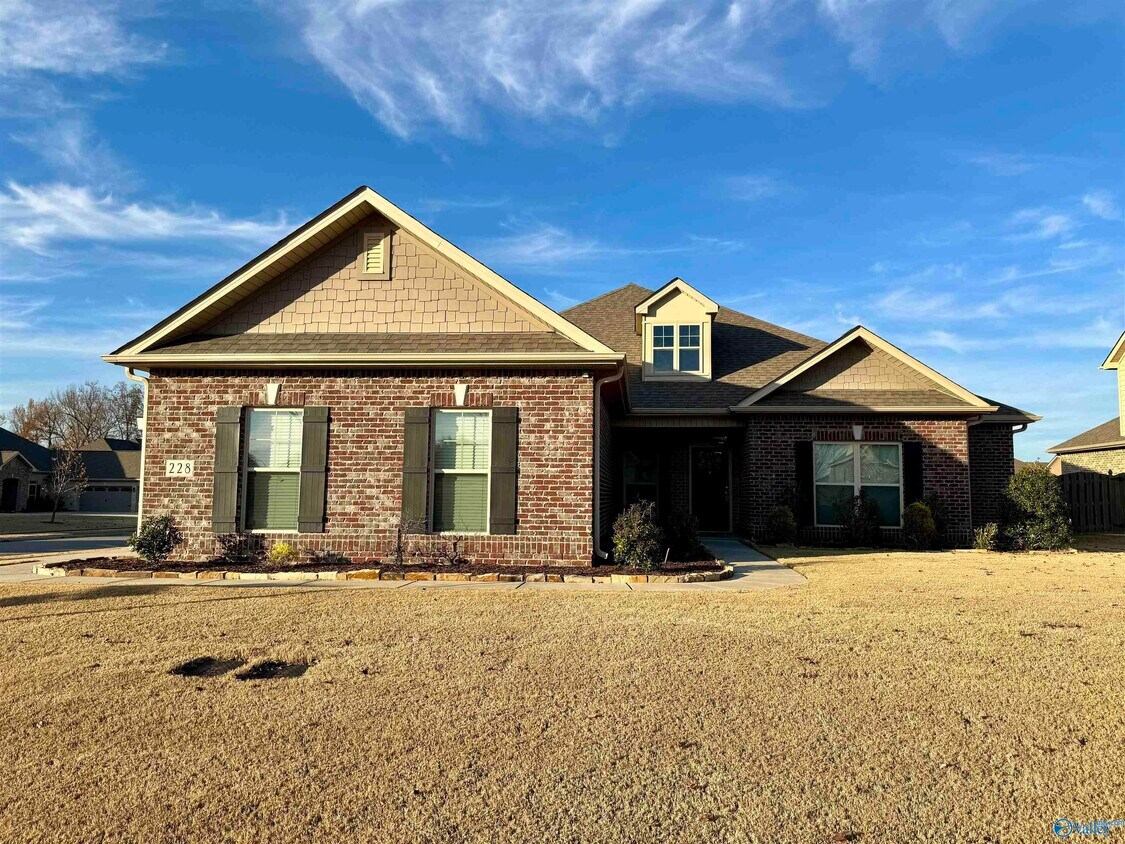 228 Hilltop Ridge Dr, Madison, AL 35756 - House Rental in Madison, AL ...