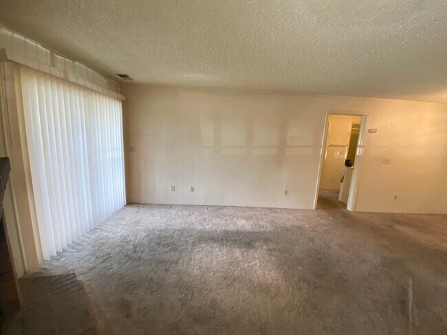 8376 S Upham Way Unit B103, Littleton, CO 80128 - Condo for Rent in ...