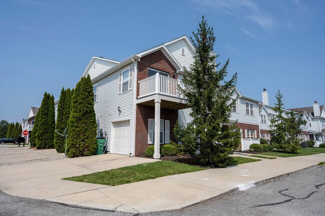 13325 White Granite Dr Unit 700, Fishers, IN 46038 - Condo for Rent in ...