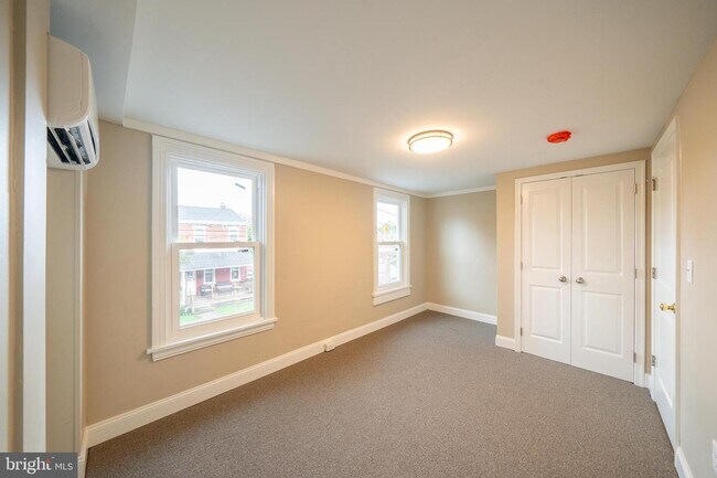 221 N New St, West Chester, PA 19380 - House Rental in West Chester, PA ...