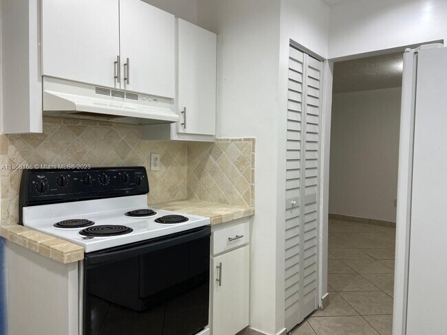8305 SW 72nd Ave Unit 208 A, Miami, FL 33143 - Condo for Rent in Miami ...