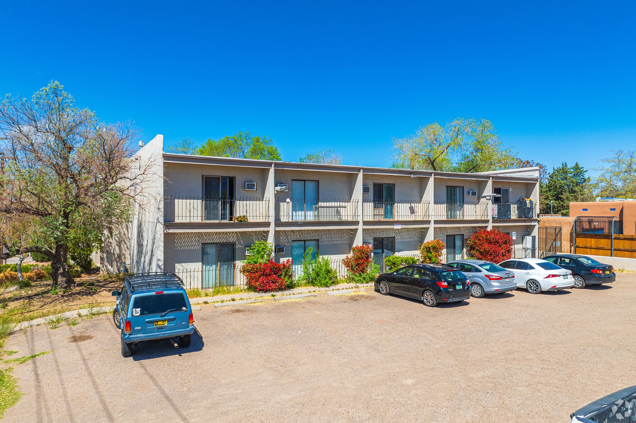 Nob Hill Apartments - 200 Hermosa Dr Ne Albuquerque, NM 87108 ...