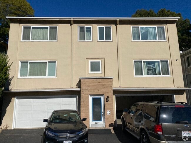 Montclair Village Student Apartments for Rent - Oakland, CA - 3 Rentals ...