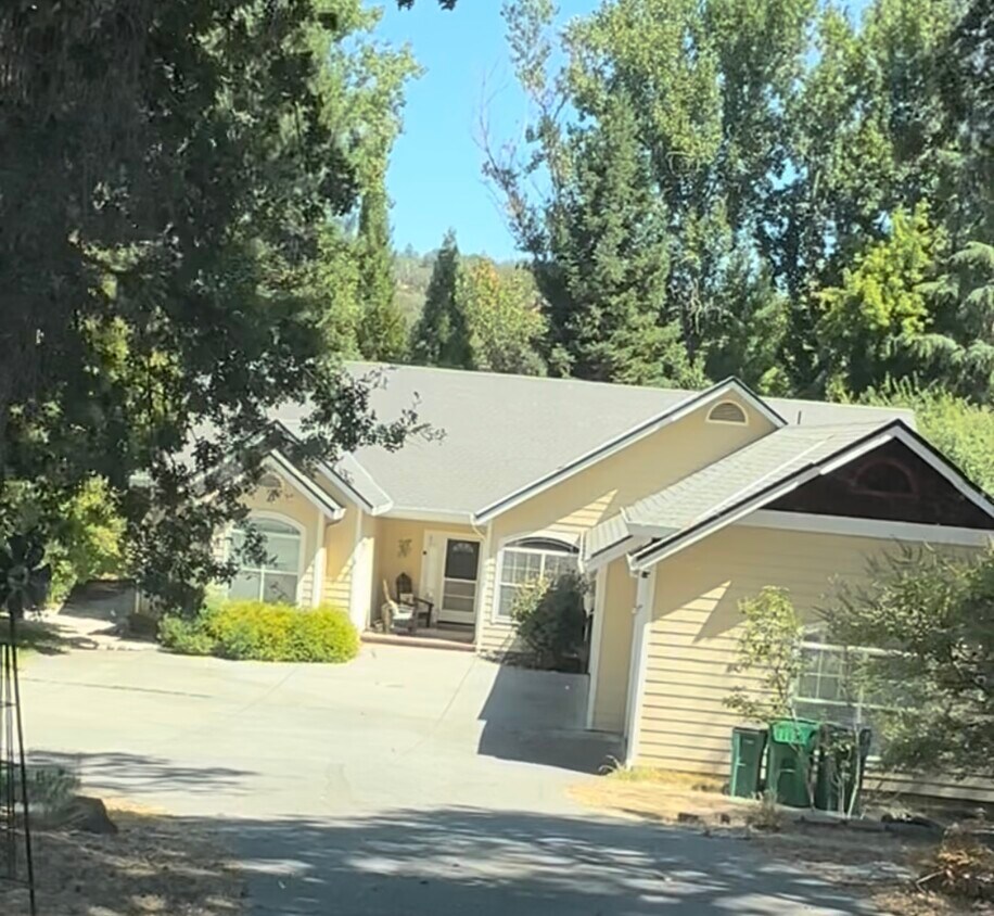 14027 Strawberry Cir, Penn Valley, CA 95946 - House Rental in Penn Valley, CA | Apartments.com