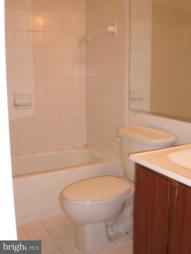 2861 Shepperton Terrace, Silver Spring, MD 20904 - Townhome Rentals in ...