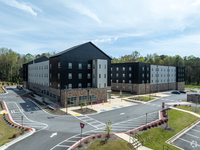 Center Hill Apartments for Rent with Hardwood Floors - Atlanta, GA ...