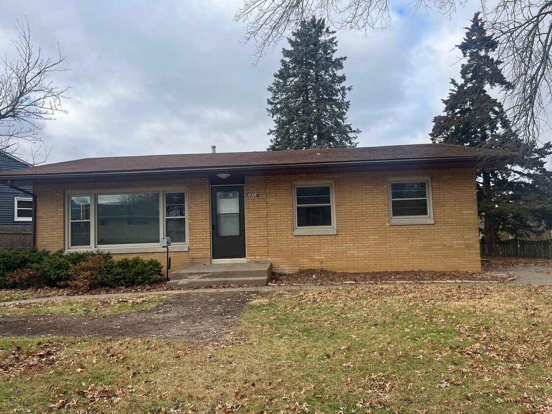 2854 Northhaven Rd, Davenport, IA 52804 - House Rental in Davenport, IA ...
