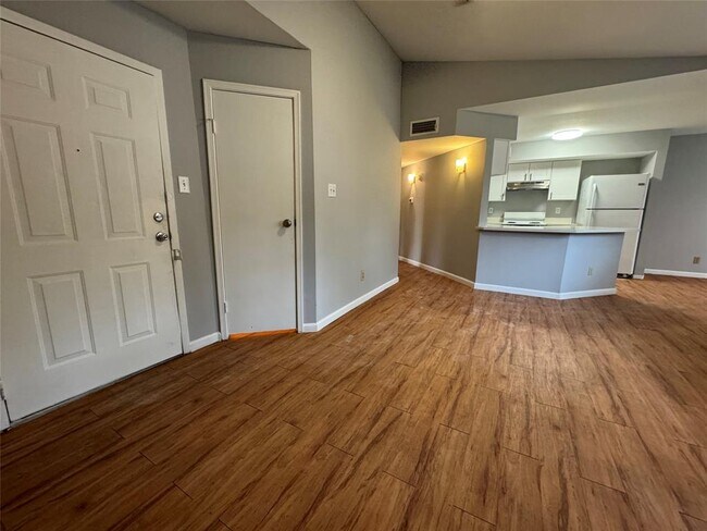 7200 W T C Jester Blvd Unit 3902, Houston, TX 77088 - Room for Rent in Houston, TX | Apartments.com