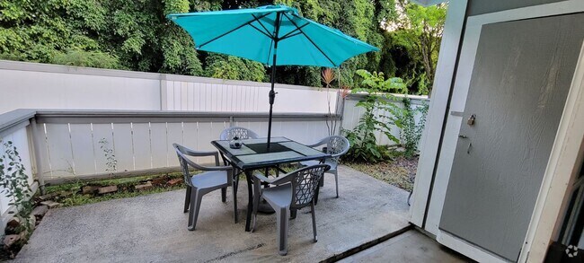 Aliamanu-Salt Lake-Foster Village Apartments for Rent with a Yard ...