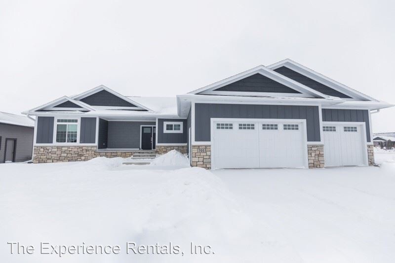 701 E Shadow Creek Ln, Sioux Falls, SD 57108 - House Rental in Sioux ...