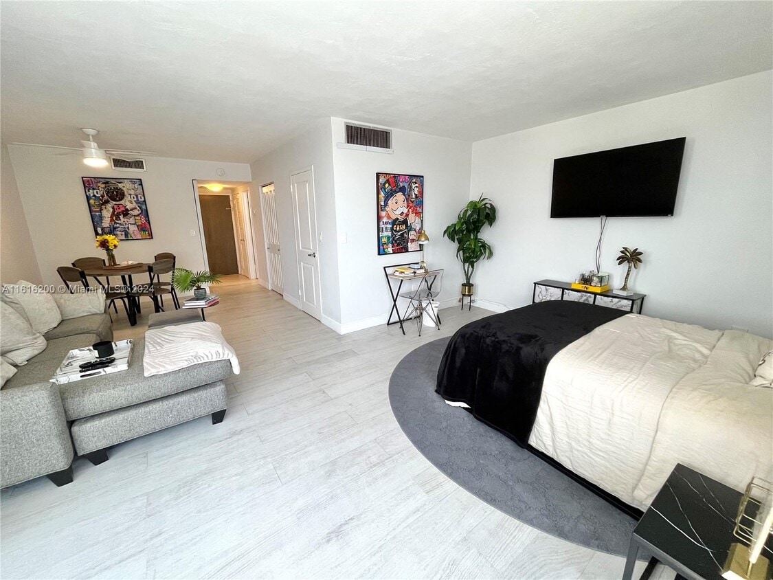 2899 Collins Ave, Miami Beach, FL 33140 - Condo for Rent in Miami Beach ...