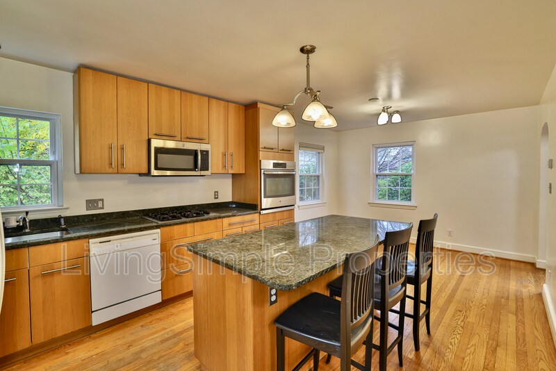 608 Cloverfield Pl, Silver Spring, MD 20910 - House Rental in Silver ...