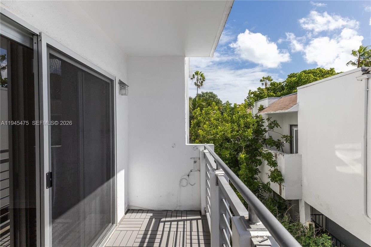 716 Michigan Ave Unit 402, Miami Beach, FL 33139 - Condo for Rent in ...