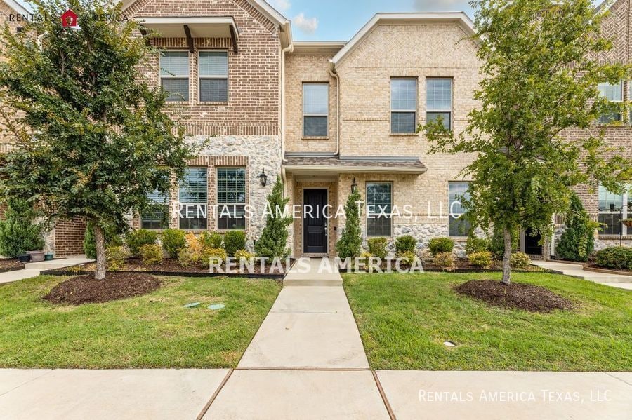 1587 Wittington Pl, Farmers Branch, TX 75234 - Townhome Rentals in ...