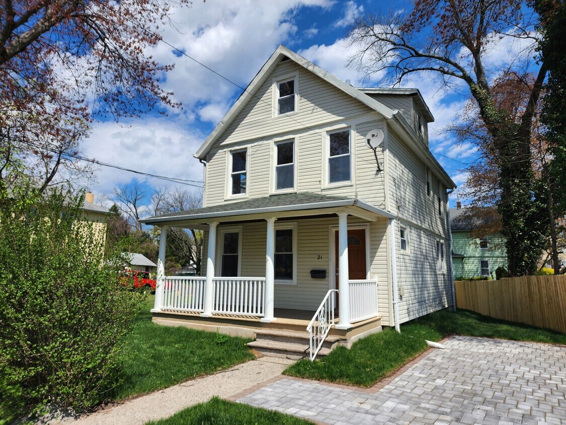 21 Slocum Ave, Englewood, NJ 07631 - House Rental in Englewood, NJ ...