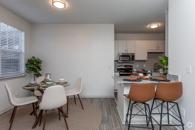 The Waters at Chenal Apartments - Apartments in Little Rock, AR ...