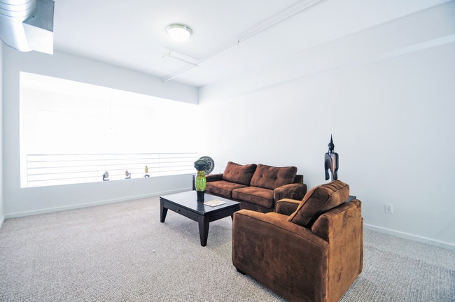 Packard Lofts Rentals - Los Angeles, CA | Apartments.com