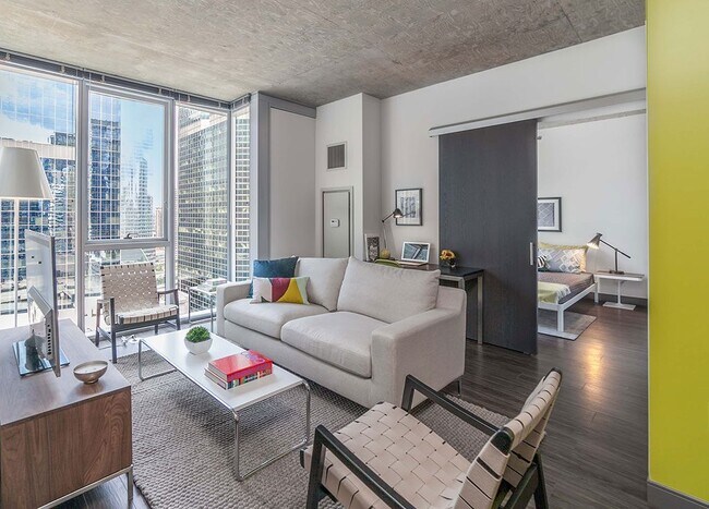 Linea Apartments - Apartments in Chicago, IL | Apartments.com