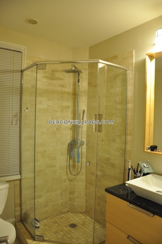 14 Lindall Pl Unit 1, Boston, MA 02114 | Apartments.com