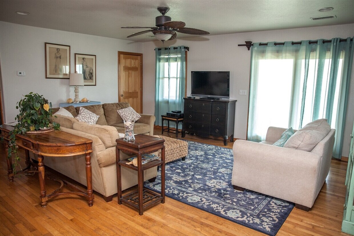 56182 Austin Rd Unit ID1255919P, Hatteras, NC 27953 | Apartments.com