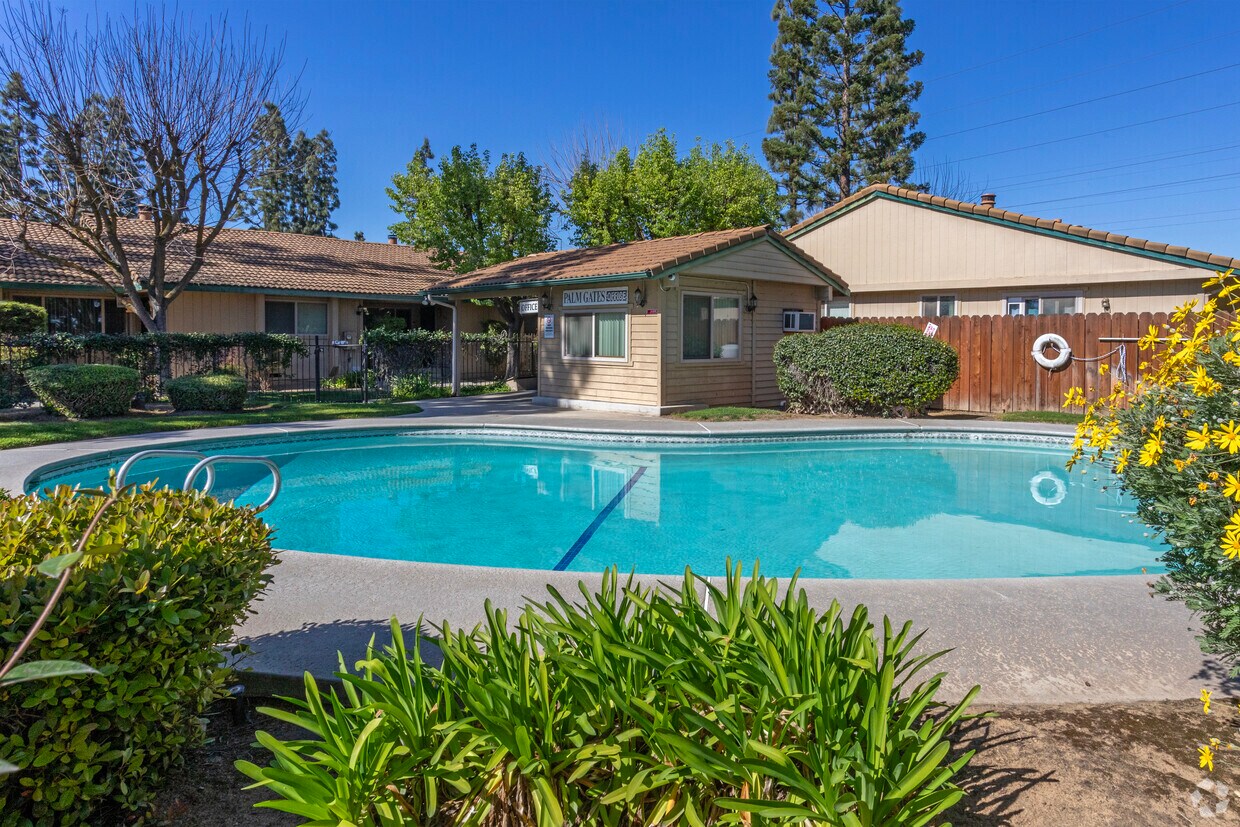 Palm Gates Apartments - 4290-4380 W San Jose Ave Fresno, CA 93722 ...