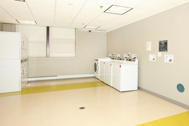 Oakley Square Apartments - Chicago, IL | Apartments.com