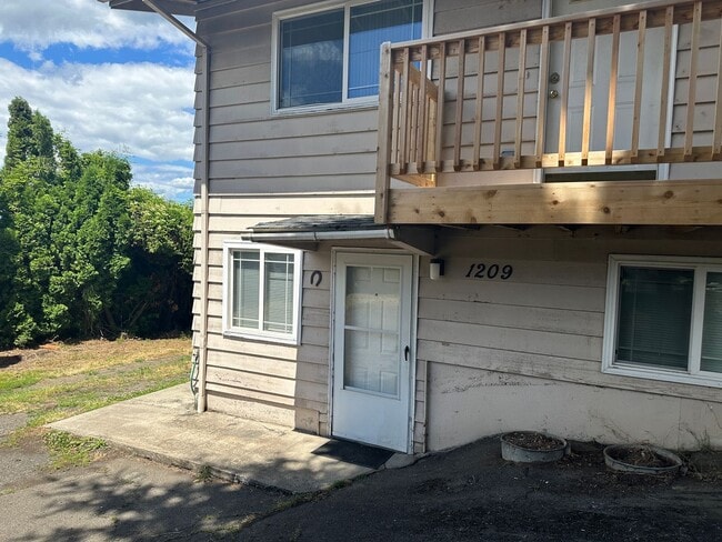 1205-1209 Washington St Unit 1209, Oregon City, OR 97045 - Room for ...