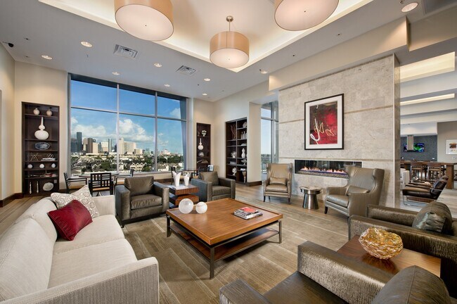 The Sovereign at Regent Square - 3233 W Dallas St Houston, TX ...