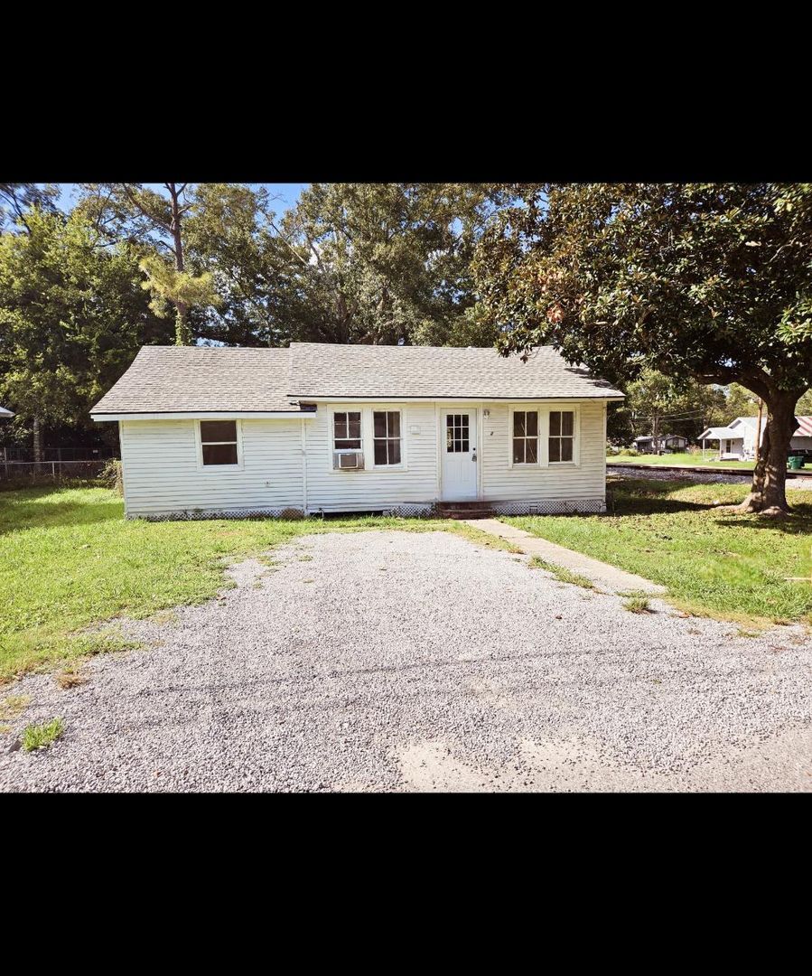 402 Kibbe St, Abbeville, LA 70510 - House Rental in Abbeville, LA ...