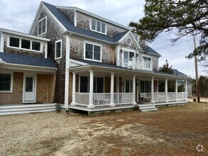Apartments for Rent with Garages in Cape Cod, MA