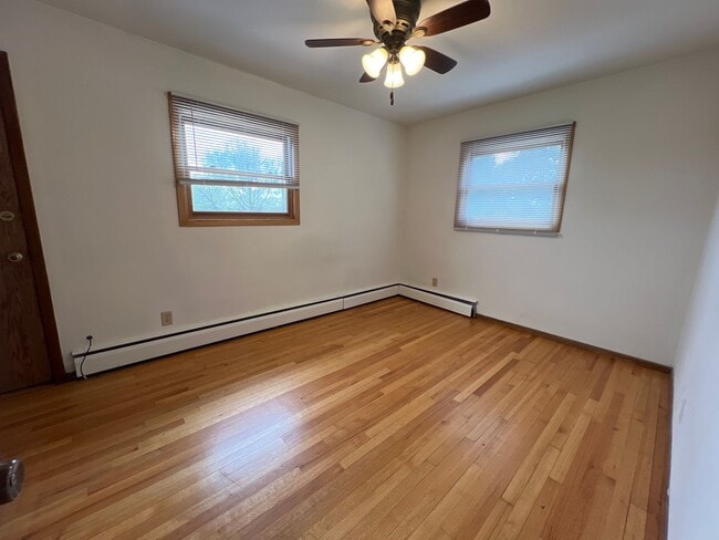 2101 Lake Point Dr Unit #4, Madison, WI 53713 - Room for Rent in ...