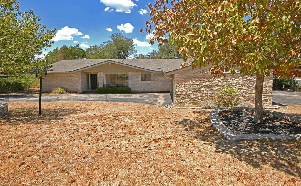 313 Comet, Lakeway, TX 78734 - House Rental in Lakeway, TX | Apartments.com