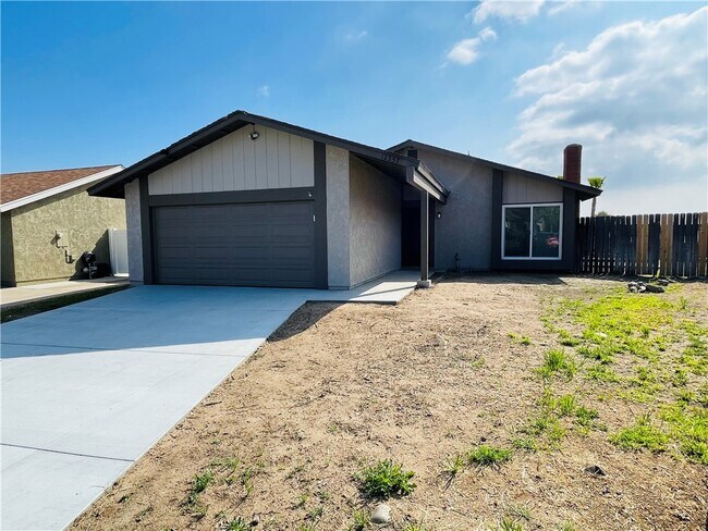12357 Vista Hermosa Dr, Moreno Valley, CA 92557 - House Rental in ...
