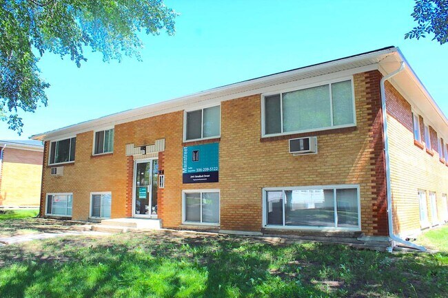 Ret 3941 Apartments - 3941 Retallack St Regina, SK | Apartments.com