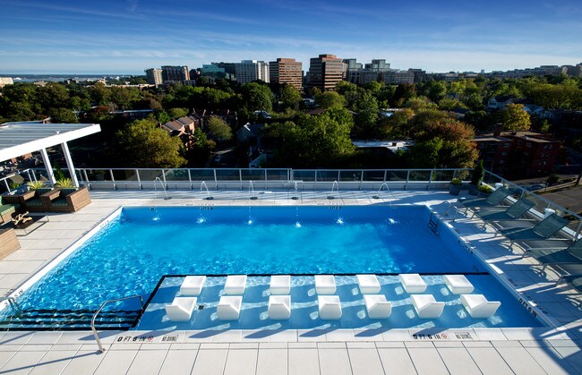 Verde Pointe Apartments - Arlington, VA | Apartments.com