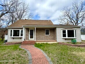 Silver Ridge West Apartments under $700 - Toms River, NJ - Updated ...