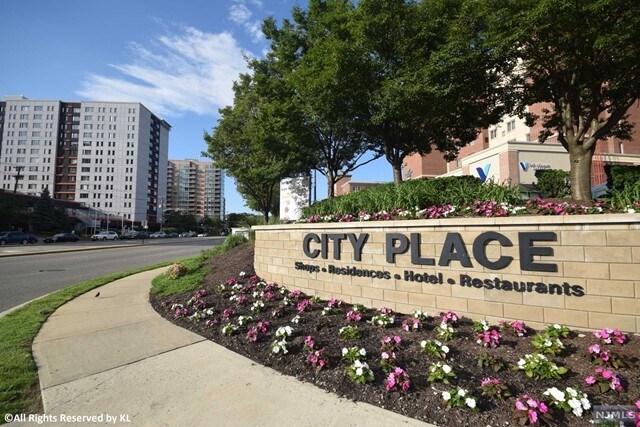 3211 City Pl, Edgewater, NJ 07020 - Condo for Rent in Edgewater, NJ ...