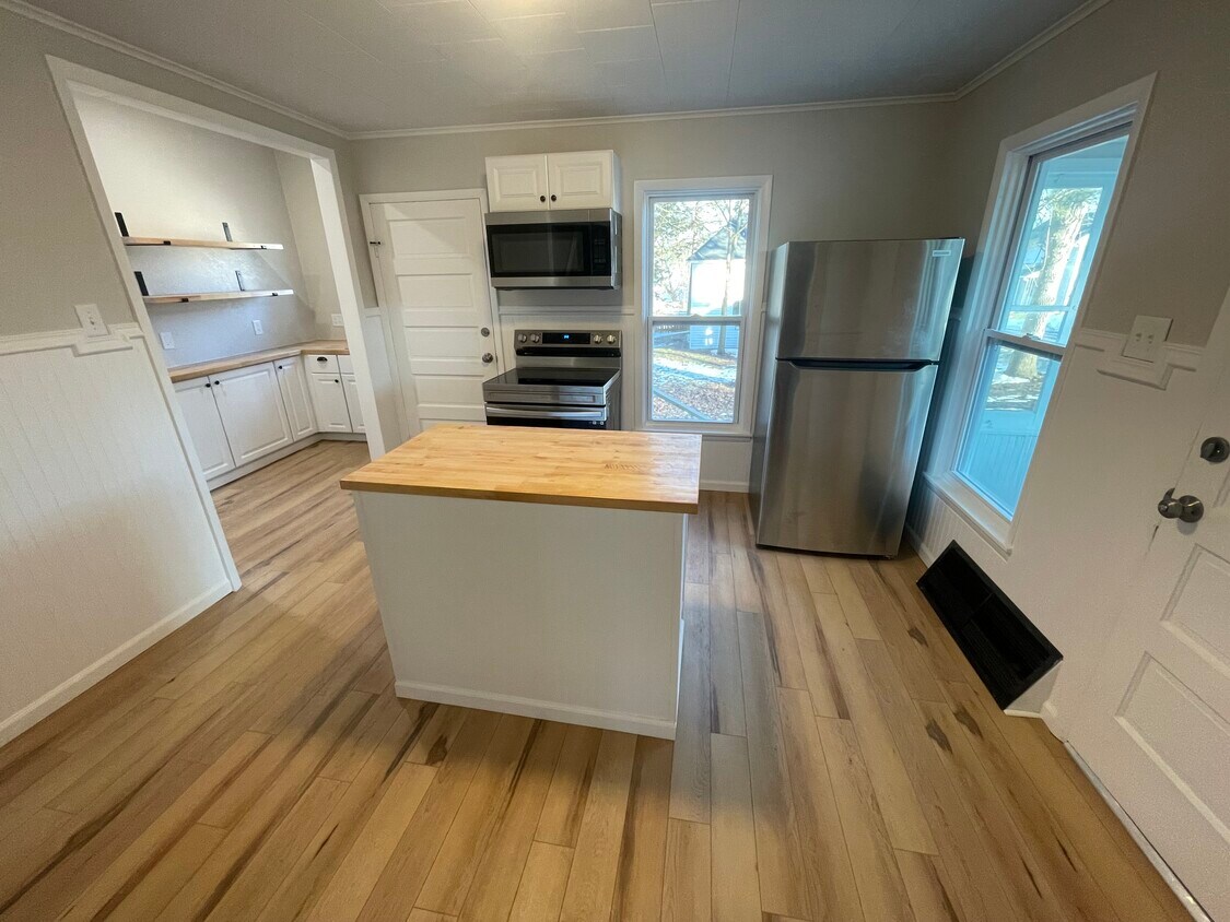 184 N Washington St, Berlin, WI 54923 - House Rental in Berlin, WI ...