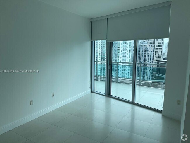 Downtown Miami Historic District Apartments for Rent with a Living Room - Miami, FL - 2 Rentals ...