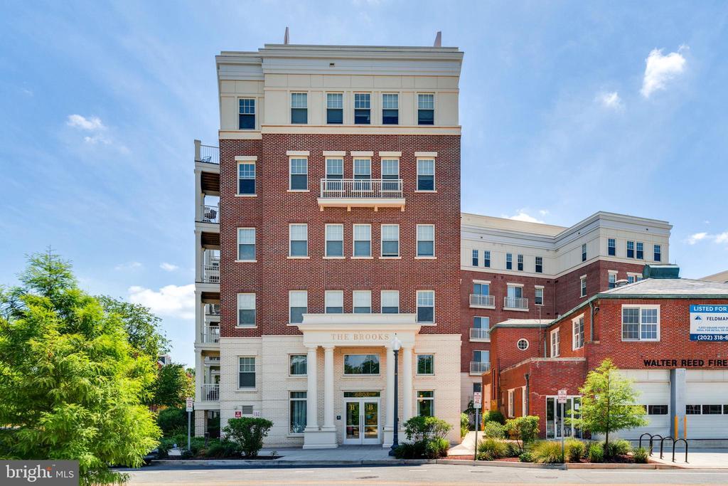 6803 Cameron Dr NW Unit 514, Washington, DC 20012 - Room for Rent in ...