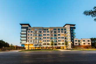 Water Marq Rentals - Austin, TX | Apartments.com