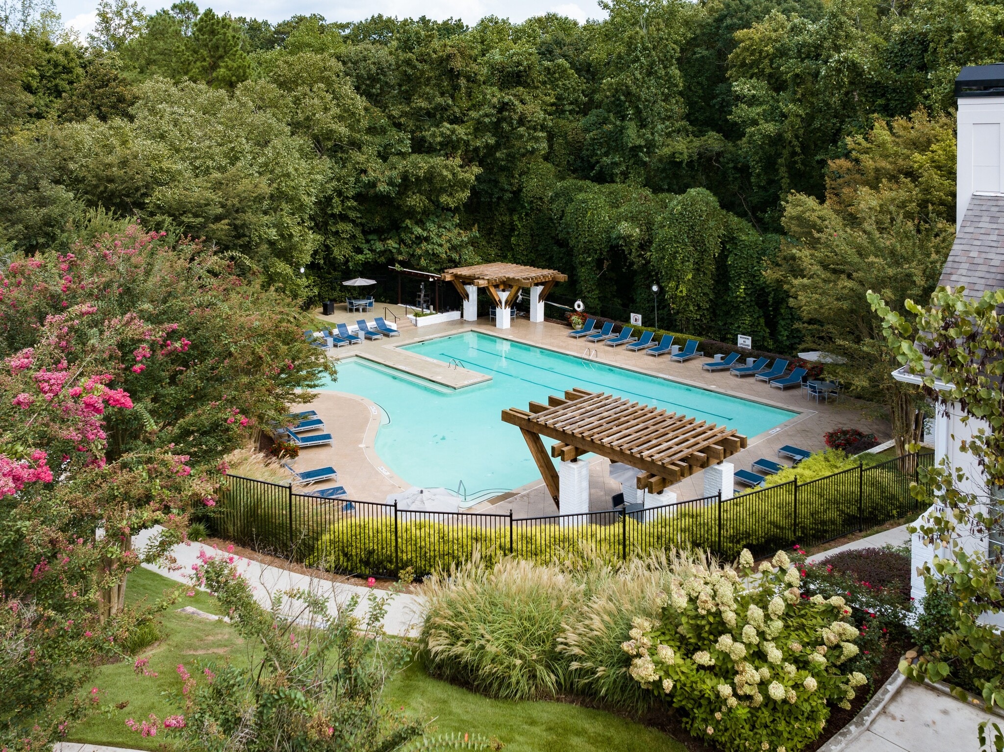 Wesley St. James Apartments at Sandy Springs - 7785 Roswell Rd Atlanta ...