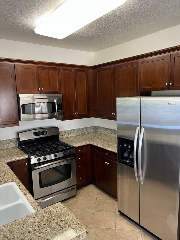 23412 Pacific Park Dr Unit 17F, Aliso Viejo, CA 92656 - Condo for Rent ...