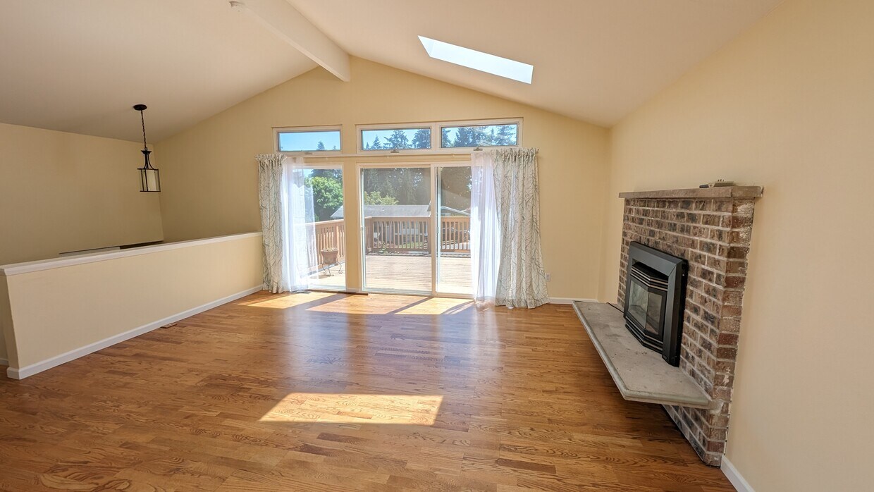 9758 NE 134th Pl, Kirkland, WA 98034 - House Rental in Kirkland, WA ...