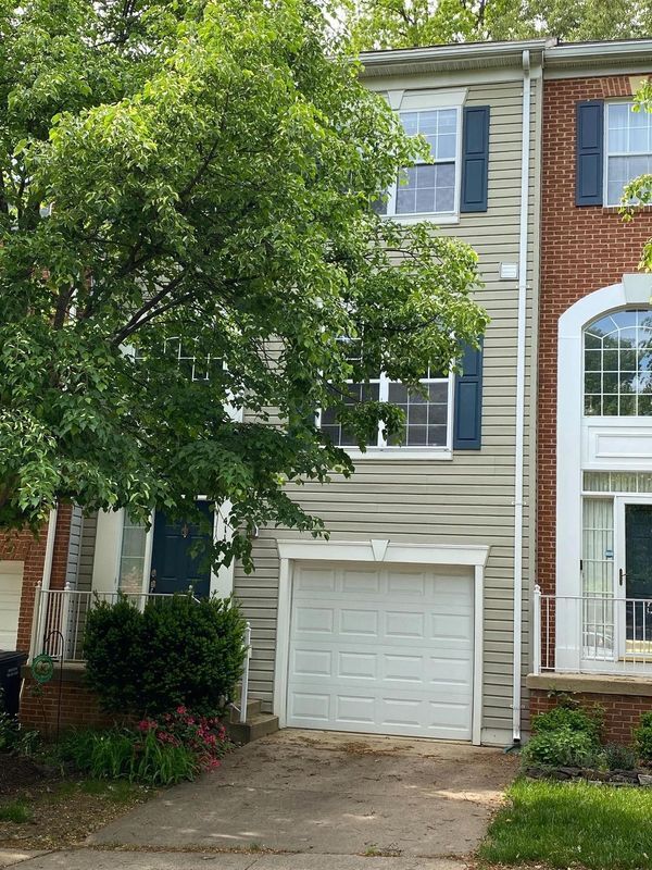 Random Hills Apartments for Rent with Washer & Dryer - Fairfax, VA ...