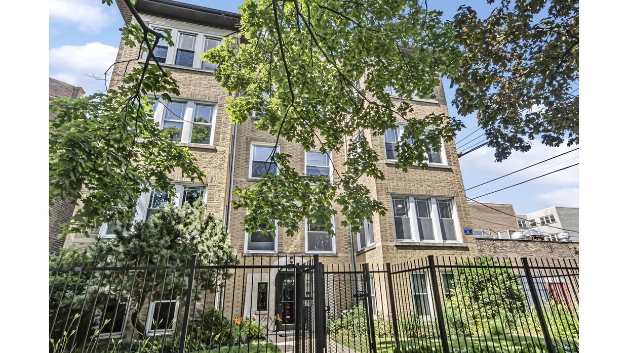 1218 W Albion Ave Unit 1E, Chicago, IL 60626 - Condo for Rent in ...