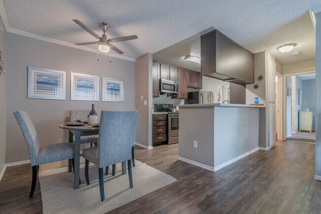 Monterra Ridge Apartments - Apartments in Canyon Country, CA ...