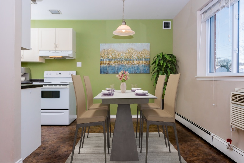 The Prince Randolph Apartments Apartments - 520 Burnell St Winnipeg, MB ...