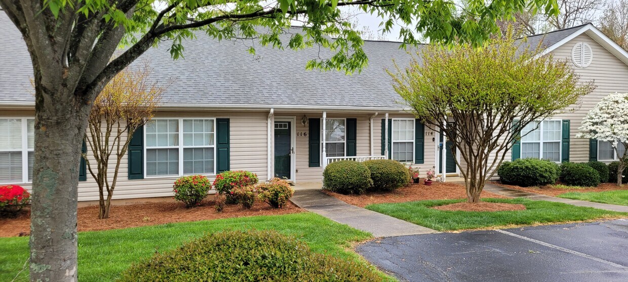 116 Wesley Harris Cir, Greensboro, NC 27455 - House Rental in ...