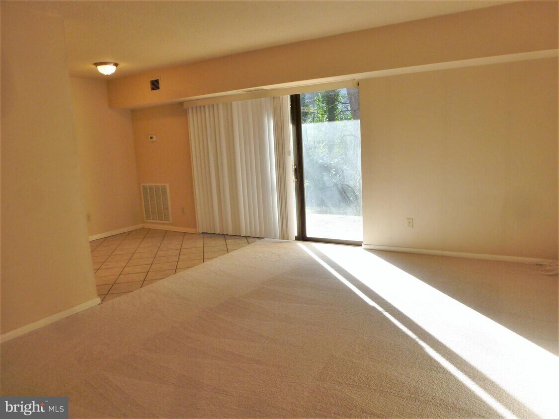 2212 Castle Rock Square Unit 2B, Reston, VA 20191 - Room for Rent in ...